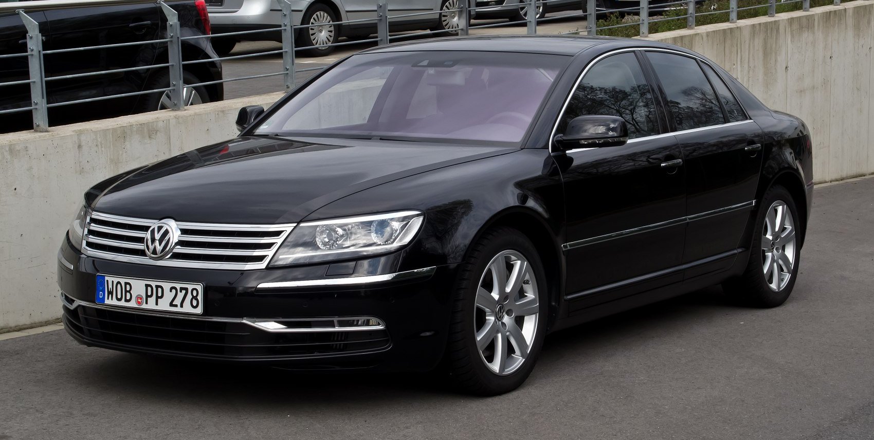 Volkswagen Phaeton (facelift 2010) 6.0 W16 (450 Hp) 4MOTION